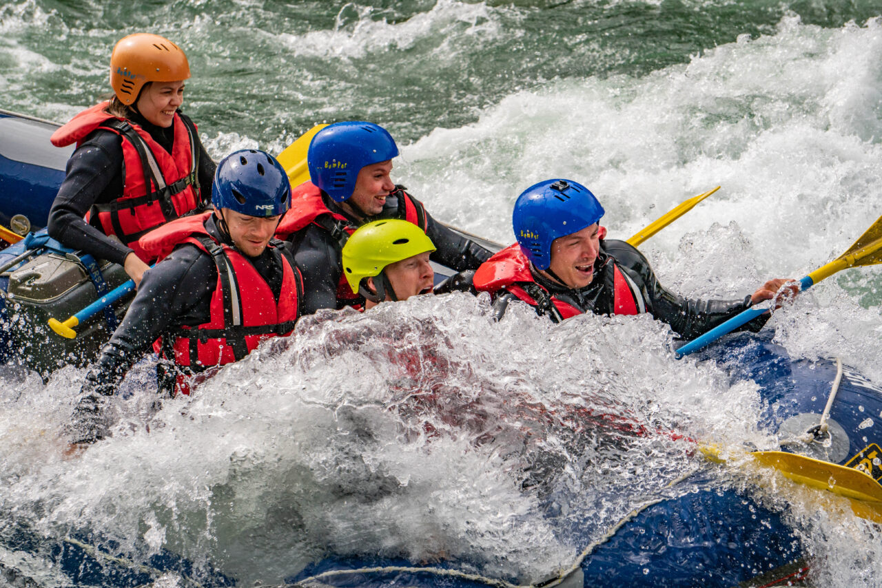 RAFTING I SJOA DAGSTUR ÅSENGJUVET - Heidal Rafting i Sjoa